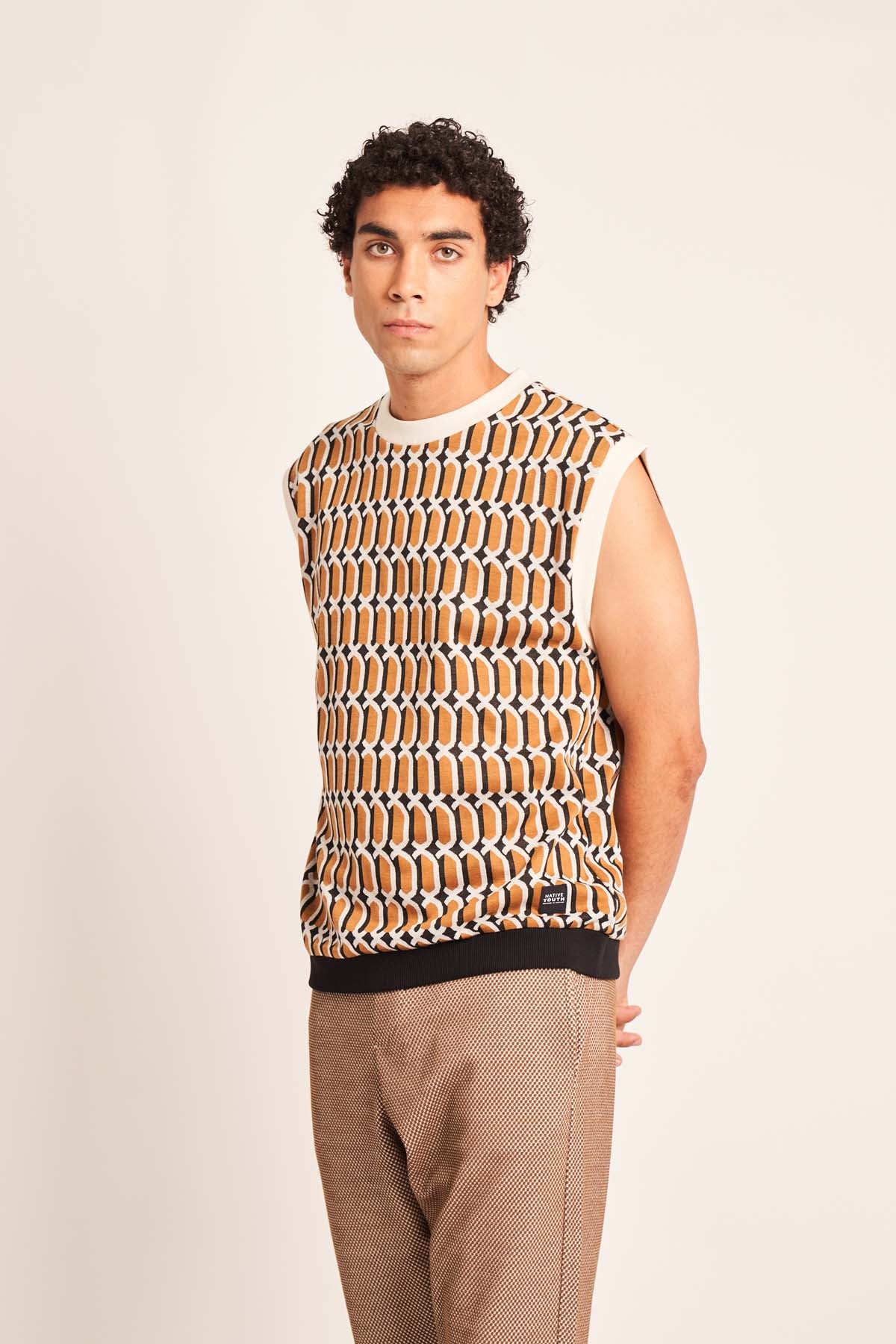 LOREN SWEATER VEST – Native Youth