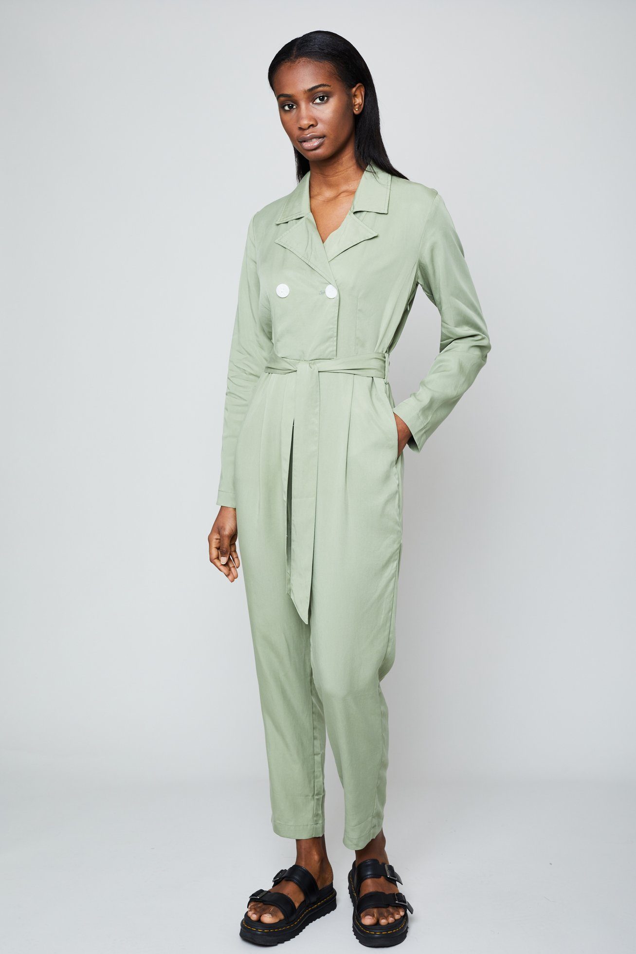 THE SERENA JUMPSUIT – Native Youth